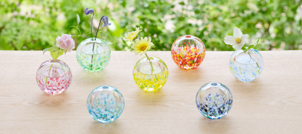 にほんの色 ふうけい 一輪挿し[2月] | シリーズ | ハンドメイドガラスの伝統工芸品「津軽びいどろ」